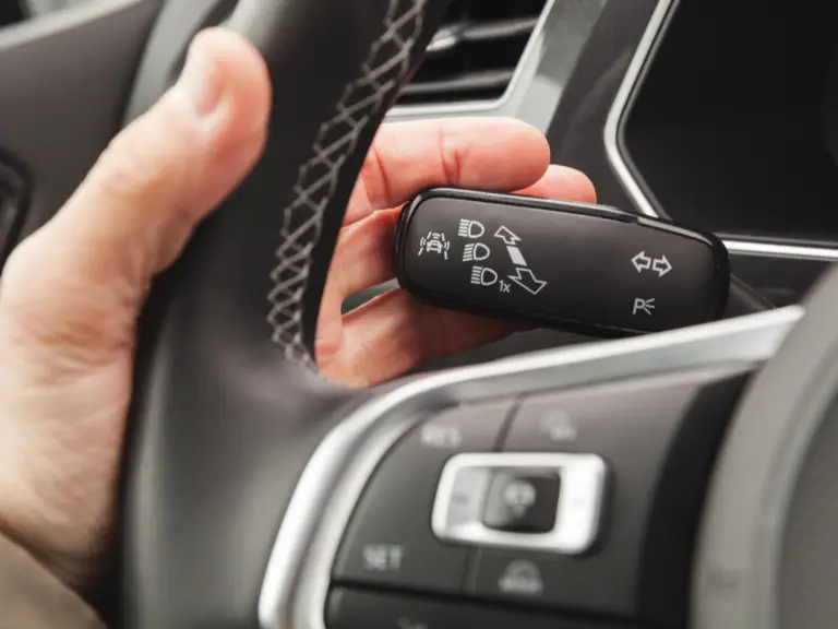 Dipped Headlights: When and How to Use Them - Clovis Auto Care